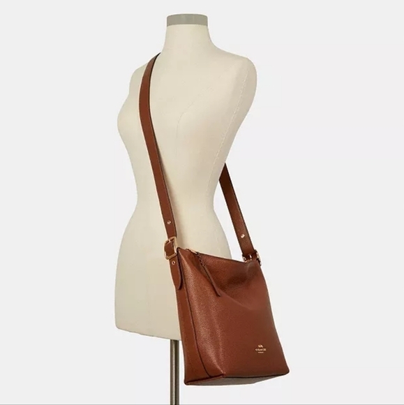Coach | Bags | Coach Tan Redwoood Pebble Leather Val Crossbody Duffle ...